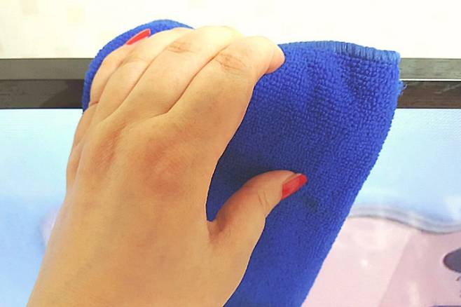 안 쓰는 린스를 물에 섞어보세요 박수가 절로 나와요~ 쏙쏙팁