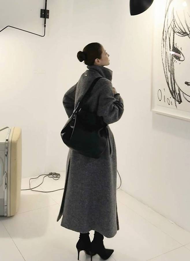 카리나·채정안·나나·이세영·류이서 얼죽코 멋 제대로 패셔니스타의 코트룩 패션엔
