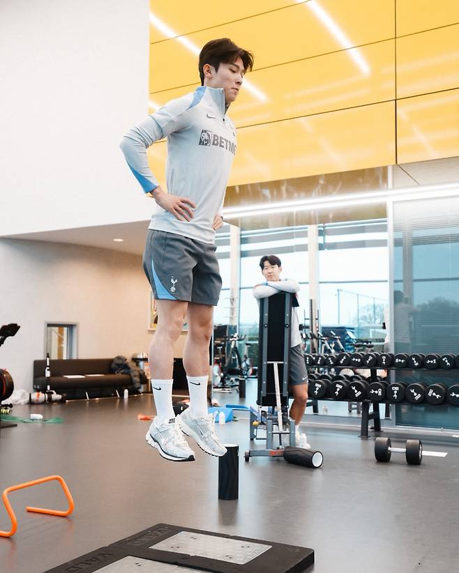 Yang 조용히 지켜보고 싶어” 토트넘 주장의 특급 배려
