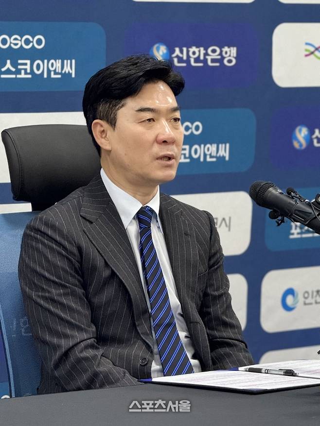 1부 감독상 받고 2부로 윤정환 감독 인천은 잠재력 있는 팀 승격 도전하겠다” 일문일답