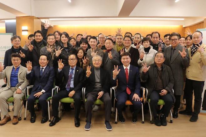 유승민·강신욱 등 대한체육회장 후보들 잇따라 선거 캠프 개소