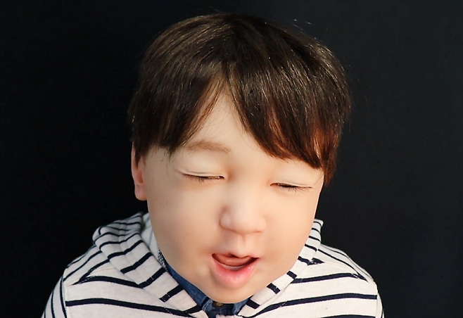 사람처럼 감정 변화 표현하는 로봇 등장 스푸트니크
