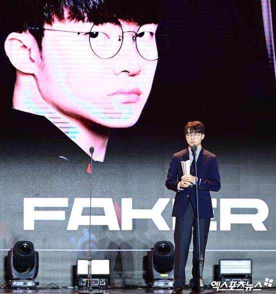 T1 페이커 2024 Lck 어워드서 올해의 선수상 수상3관왕 등극 종합
