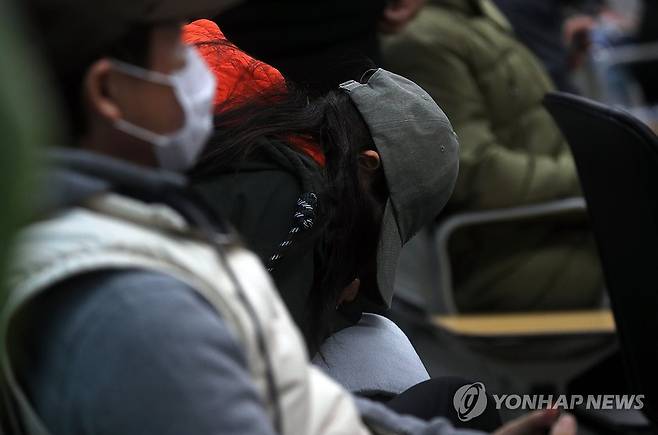 제주항공 참사 보고싶어 보고싶어가족 잃은 슬픔 뒤덮인 무안공항