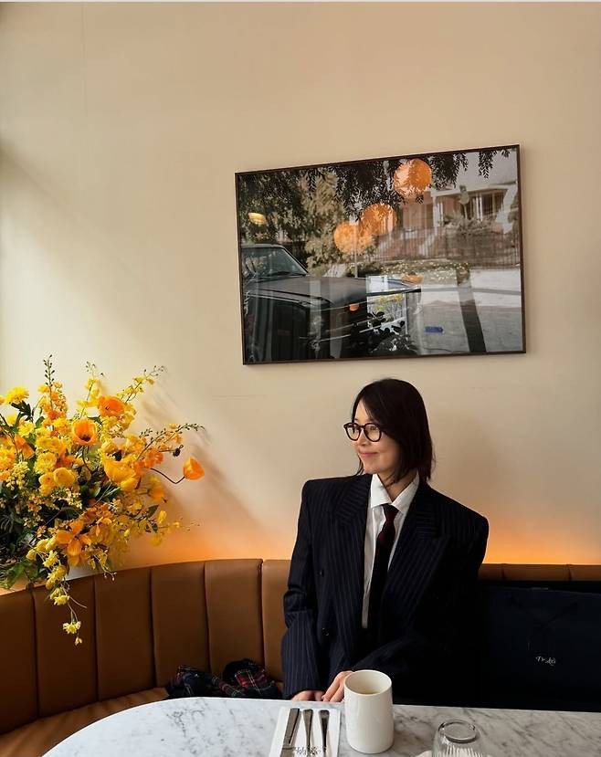 한지혜 1년 넘게 신은 200만원대 부츠로 고급스러운 룩 완성 슈트 셋업에 찰떡 스타와 라이프