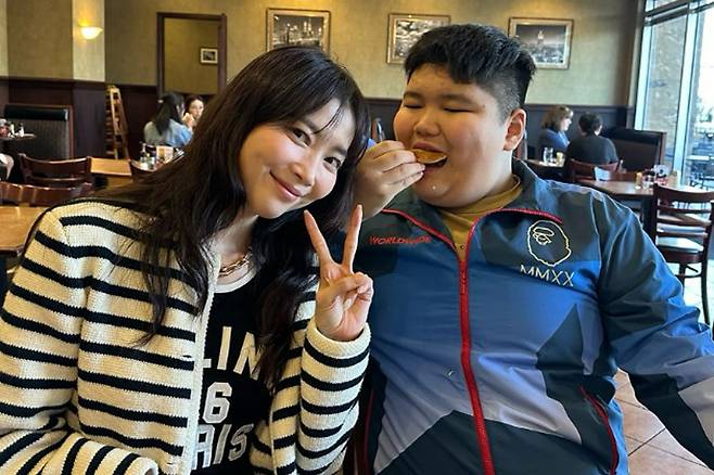 돈 없어서 무용 포기한 뒤 노출 영화만 제안받던 20대 레이싱모델 근황 뉴스에이드