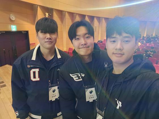 ‘3인3색 루키 정현우 정우주 박준순 신인왕 경쟁 궁금하세요”