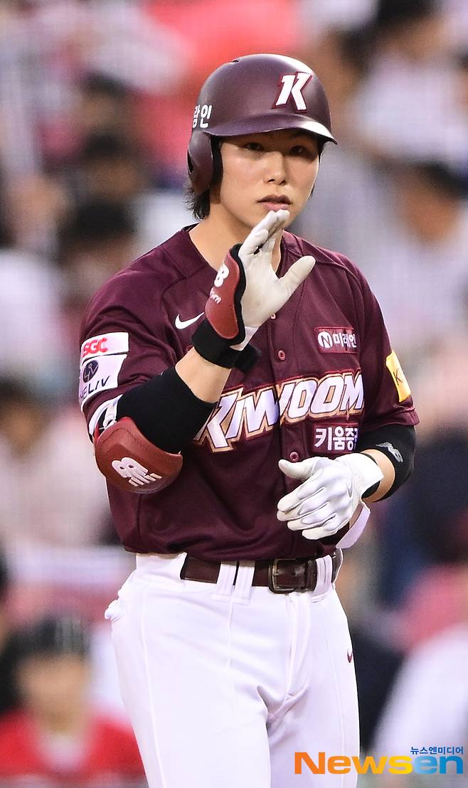 김혜성, 다저스 주전 2루수 낙점? MLB.com “KBO서 GG 3회 포지션, 정규 출전시간 얻을 듯”