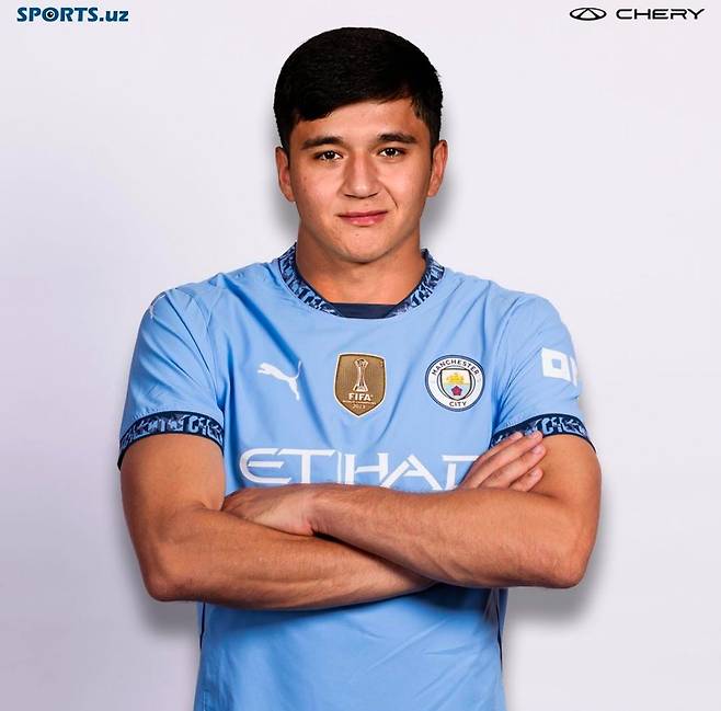 만수르 맨시티 1호 아시아 최강 축구선수 나타났다 →here We Gobbc모래시계 올킬 20살에 525억
