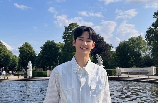 외아들인 줄 알았는데 이복동생 데뷔로 안타까운 가족사 드러난 한류배우 스포엔 뉴세이