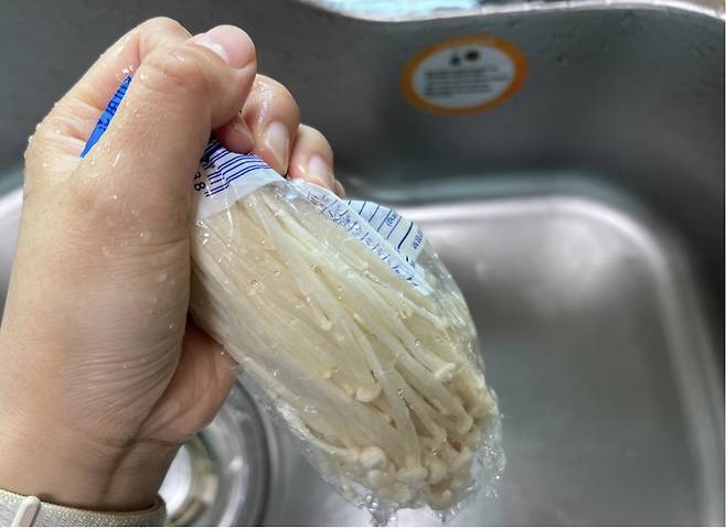 좀 귀찮다고 팽이버섯 이렇게 먹으면 이것 다 먹는 꼴 오늘살림루틴