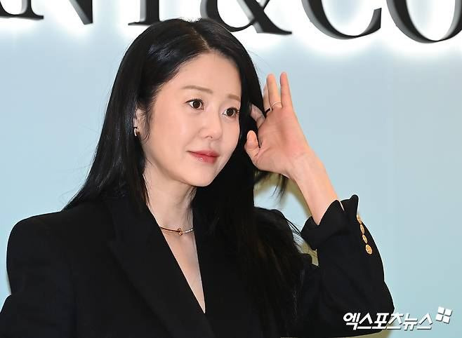 고현정 수술 후 한층 야윈 얼굴 다이내믹건강 곧 되찾을 것 얼루어