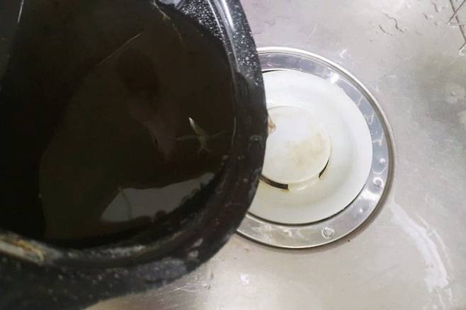 탄 냄비 제발 빡빡 닦지 마세요 이것 알면 흠집 없이 새것처럼 깨끗해져요~ 쏙쏙팁