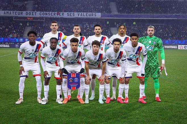 너희 토트넘이니 이강인 없으니까 오합지졸 와르르psg 프랑스 최강팀 맞아 5부 팀에 혼쭐→에스팔리에 4 2