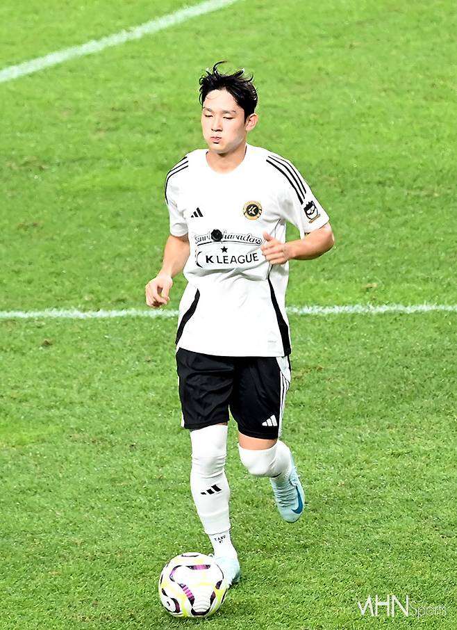 英 한 달 차 양민혁 기회 빨리 받고 싶어도브렌트포드 김지수도 이제 갓 1군인걸