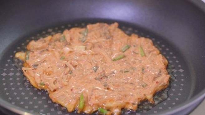김치전에 이것을 넣어 부쳐 보세요 맛과 식감에 모두가 놀라게 되는 김치전 레시피입니다 최주부