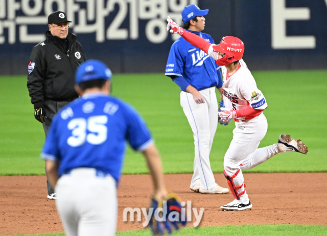 김도영이 3번에 계속 놔뒀으면 40·40했다내 잘못” Kia 꽃범호 뒤늦은 후회 그렇게 명장이 된다