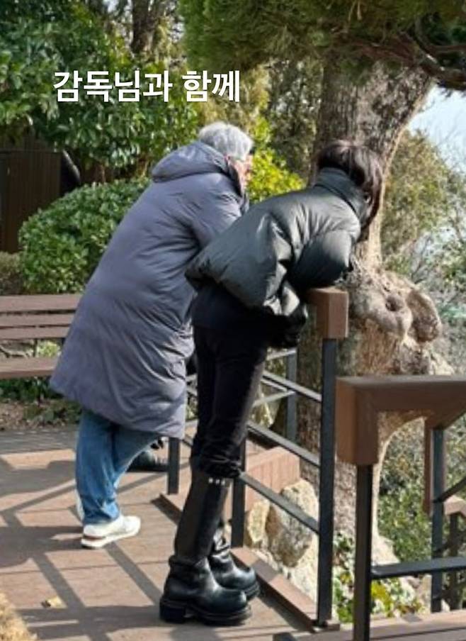고현정 30년 전 ‘모래시계 그 나무 아래서 세월 그대로 숏패딩 나들이룩 패션엔