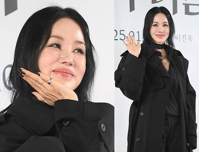 엄정화 55세 디바의 여전한 꽃미모 블랙 카리스마 올블랙 트렌치코트룩 뷰티는 내운명