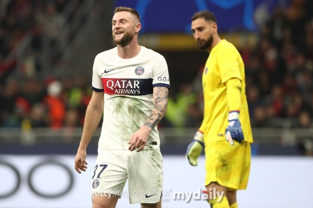 강인아 흥민이형 대신 무리뉴 감독에게 간다psg 수비수 페네르바체 메디컬 테스트 진행