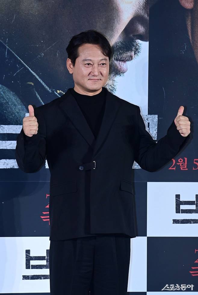 꾸밈 화려함도 없다”노메이크업 하정우의 ‘브로큰 종합 Da현장