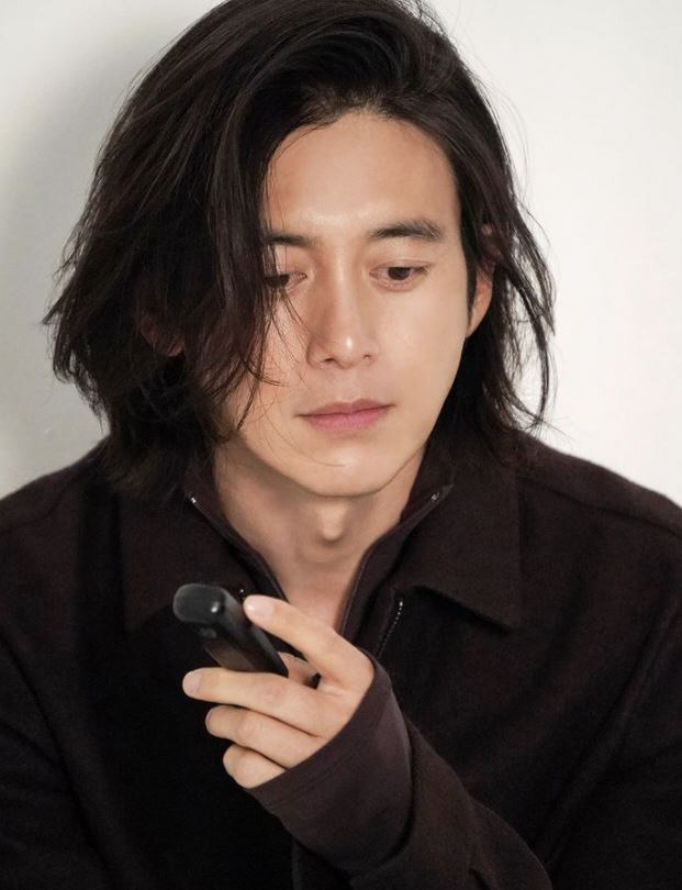11살 연하 비주얼 탑아내와 결혼해 삼남매 아빠된 비주얼 탑배우 스포엔 뉴세이