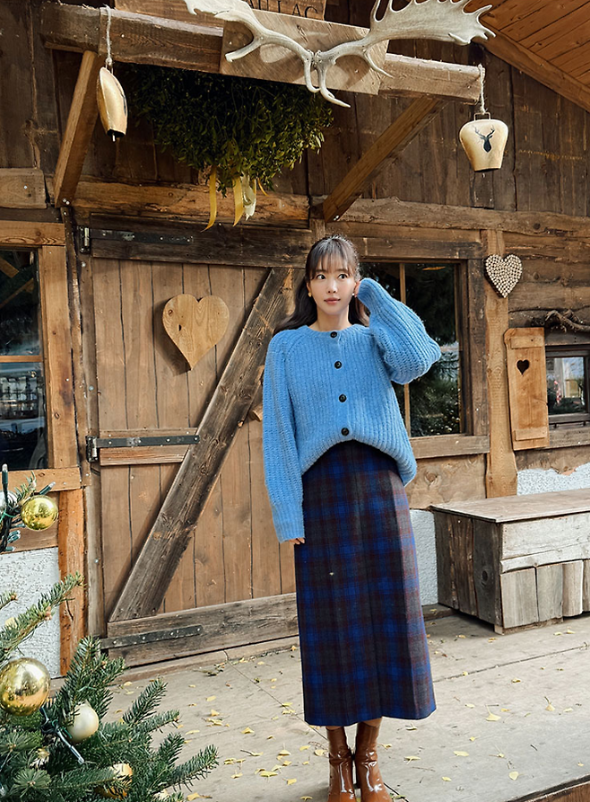 분위기 여신 기은세의 솜사탕 컬러의 예쁜 가디건 Fashionnavi