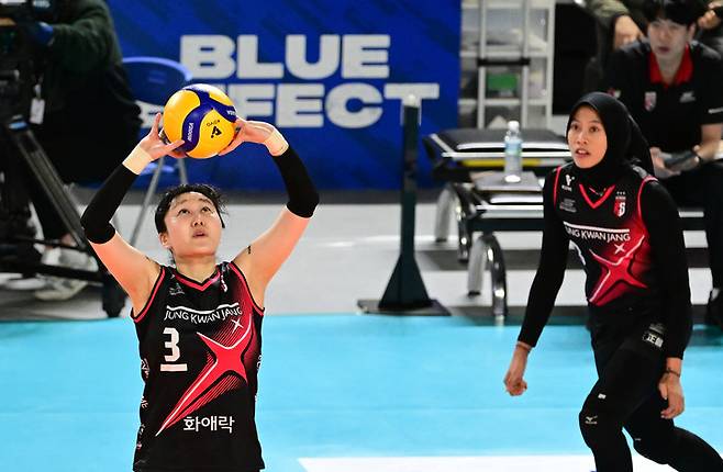 피치김연경 40득 폭발 흥국생명 정관장 14연승 저지하고 안정적 선두 수성