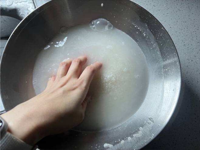 귀찮다고 쌀 이렇게 씻었다간 중금속 다 먹는 꼴입니다 오늘살림루틴