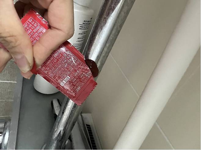 욕실에 녹 생겼는데 그냥 내버려둔다면 바보입니다 오늘살림루틴