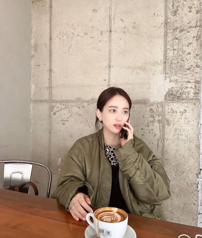 출산 후 100일 만에 15kg 감량 2년째 요요 없는 비결 공개한 여배우 일상룩 라이프업