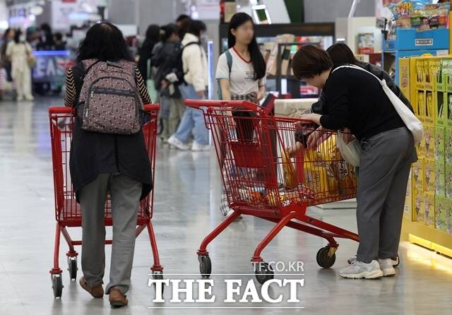 욜로 대신 요노로 합리적 소비고물가에 허리끈 꽉
