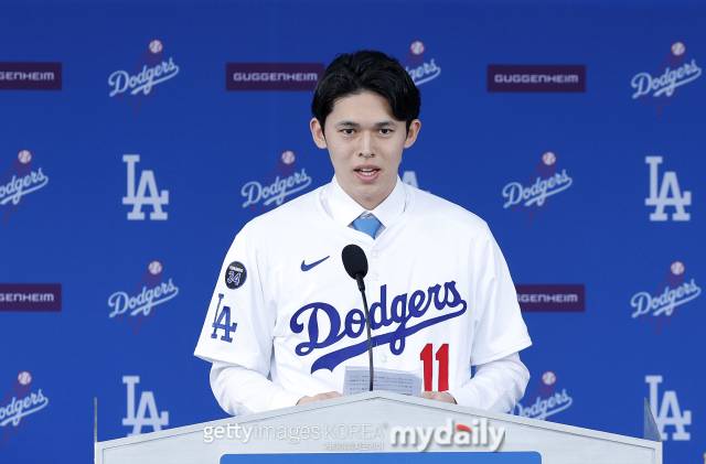 사사키 어려운 시기에 연락주면 당연히” 다르빗슈 대인배 日퍼펙트 괴물 다저스행에도 ‘멘토의 정석