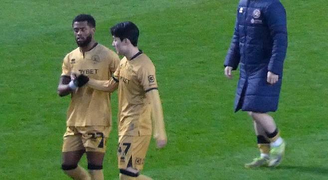밀월 원정에서 양민혁의 첫 유럽 도전 Qpr 데뷔전 현장 만돌 Tv
