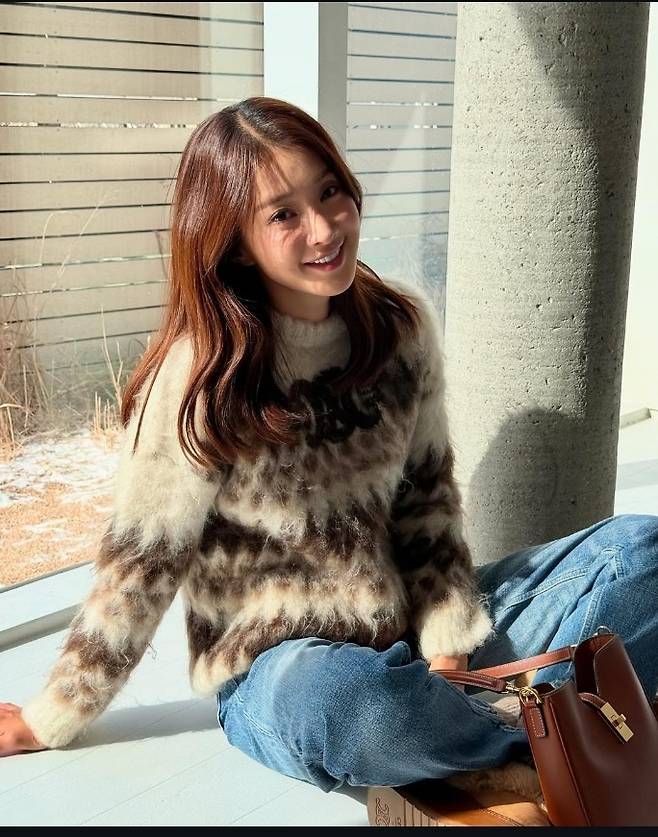 22kg 아들 업고 히말라야 4000m명품 라이프와 정반대 취미 가진 여배우일상룩 대본은 내운명