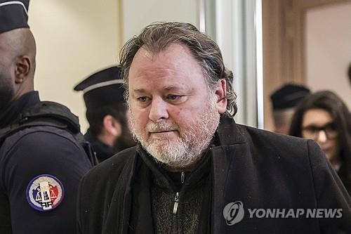 프랑스 유명 감독 미성년 여배우 성추행 1심 유죄