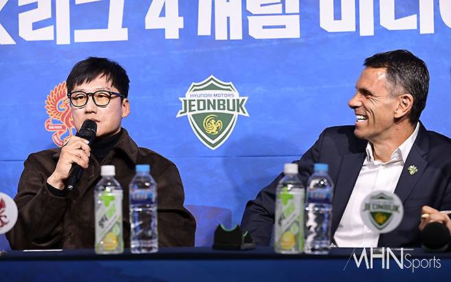 김판곤 박태하 이정효 포옛 감독 환영하지만 한국 축구 쉽지 않을 것