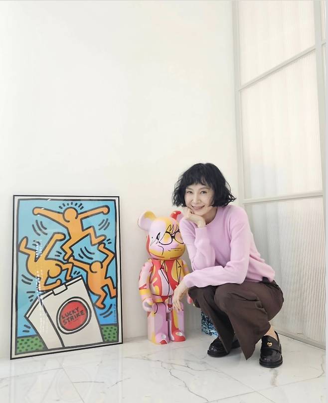 채시라 10년은 어려 보여 러블리한 곱슬머리 변신 핑크and브라운 조화 이룬 세련美 뷰티는 내운명