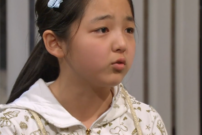 너무 예뻐진 근황 전한 하이킥 신애 일상룩 패션룸