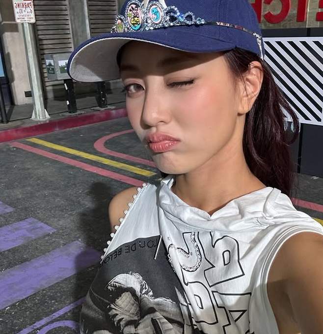 제2의 이효리같다고 말나오는 트와이스 지효 패션 패션룸
