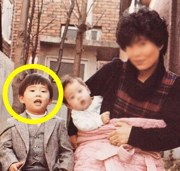 과거 미국으로 떠난 韓소년은 36년 후 금의환향하게 됩니다 맥스무비