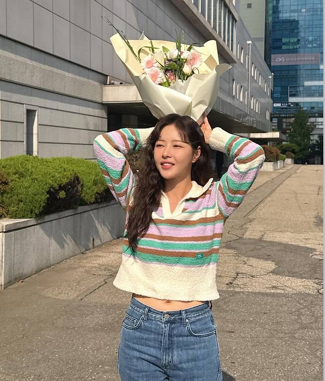 박하나 김태술 결혼 프로농구 감독 와이프가 될 39세 여배우의 일상룩 투데이 셀럽패션