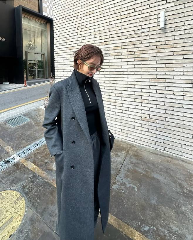 고준희 숏컷 자른 차도녀 겨울에 딱 어울린 시크미 얼죽코 집업룩 뷰티는 내운명