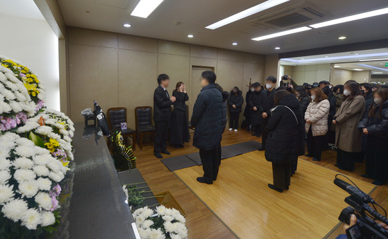 초등생 살해 교사 6개월 질병휴가 내고 21일만에 복직 왜 초등생 교내 피습