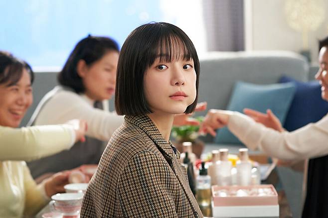 책만 보던 연세대생 이었는데 지금은 전 세계가 주목하는 배우 요즘뭐하니