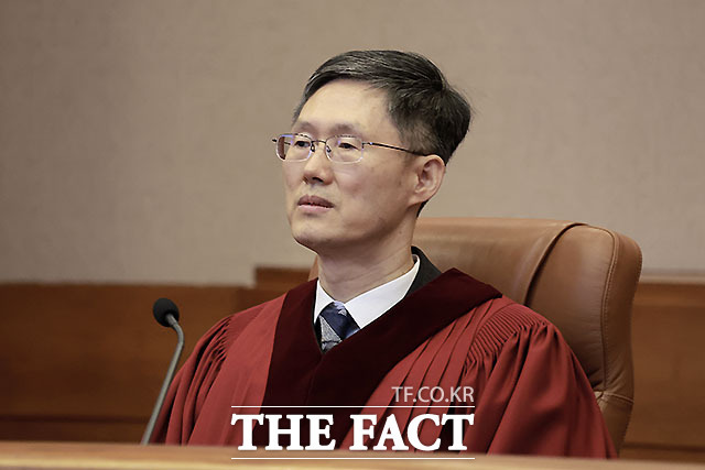 경찰 문형배 헌재소장 권한대행 사이버 테러 수사 착수