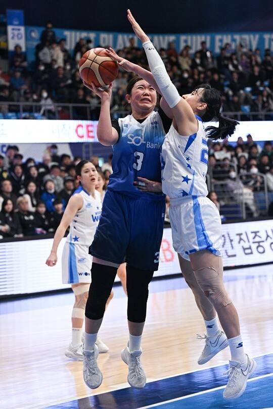 1승이 귀중한 신한은행 웃지 못했던 타니무라 리카
