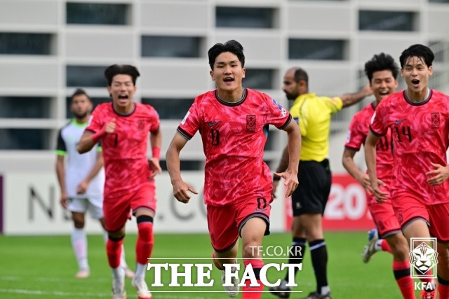 이창원 감독의 한국 U 20 축구대표팀 아시안컵 첫 경기서 시리아에 2 1 승리