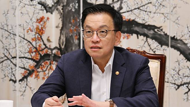 속보 최상목 미국 비관세 장벽까지 포함 예고관계부처 태스크포스 구성