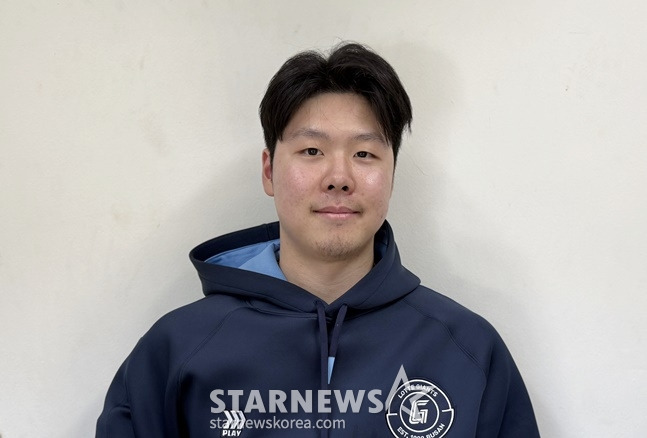 롯데 1r 특급 유망주 큰 수술 받고도 나 자신과 싸워보겠다 당찬 패기 인터뷰